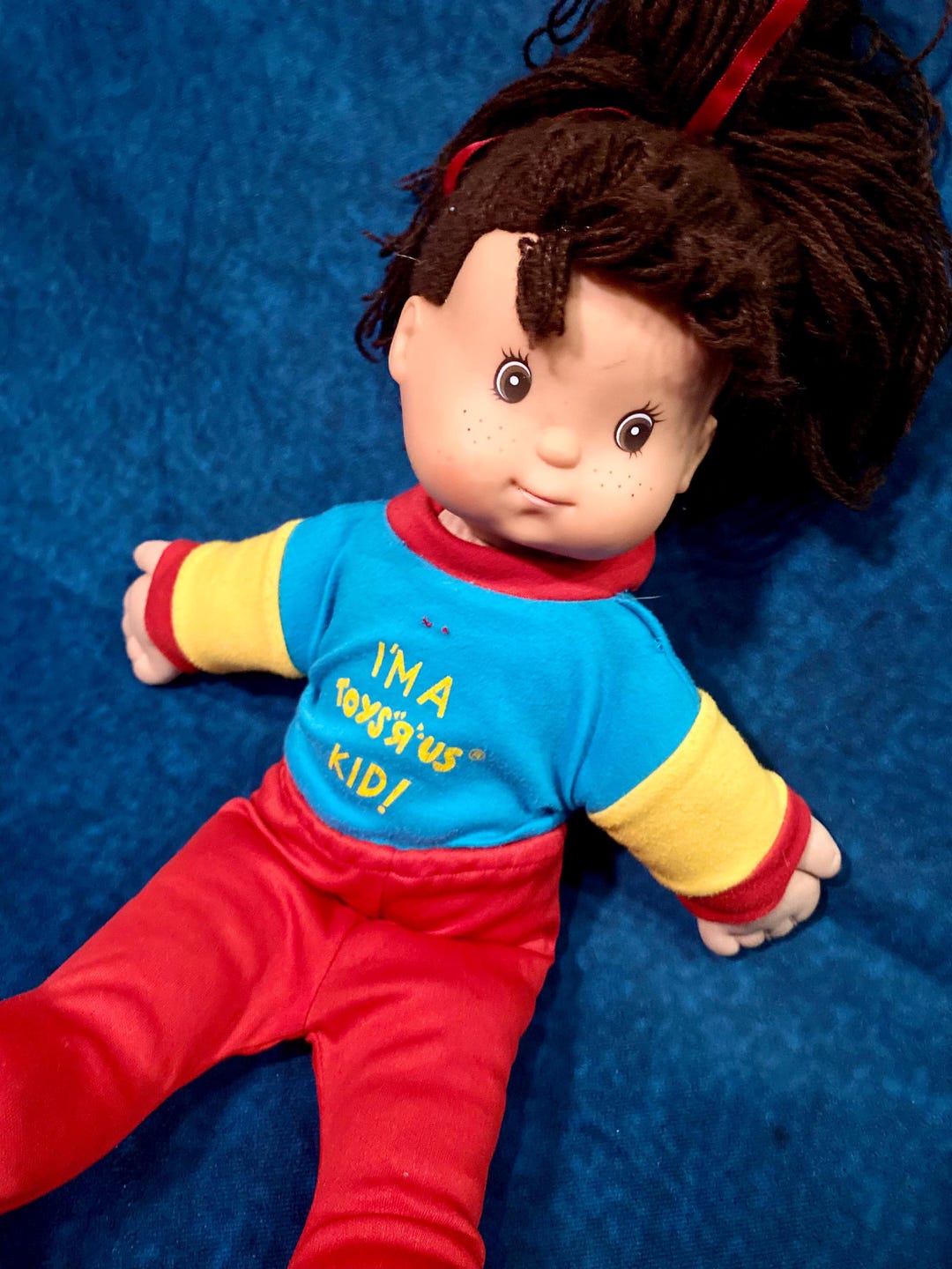 Vintage I'm A Toys R Us Kid 1983 Gata Box Brunette Doll Retro ...