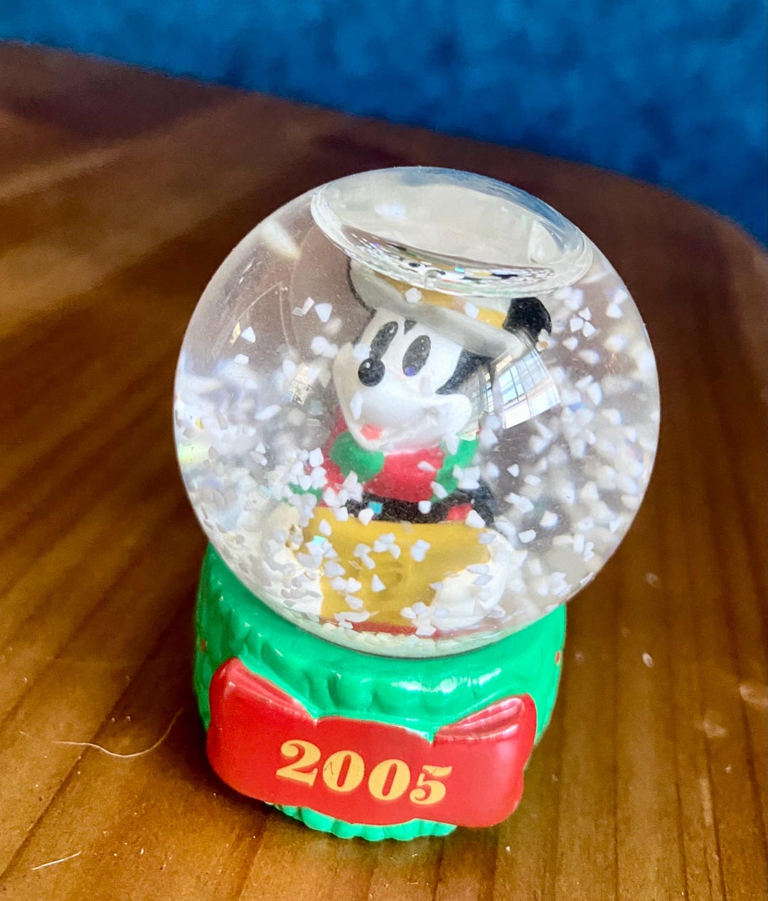 2005 Mickey Mouse Disney Jcpenney Snow Globe Black Friday Christmas - Etsy