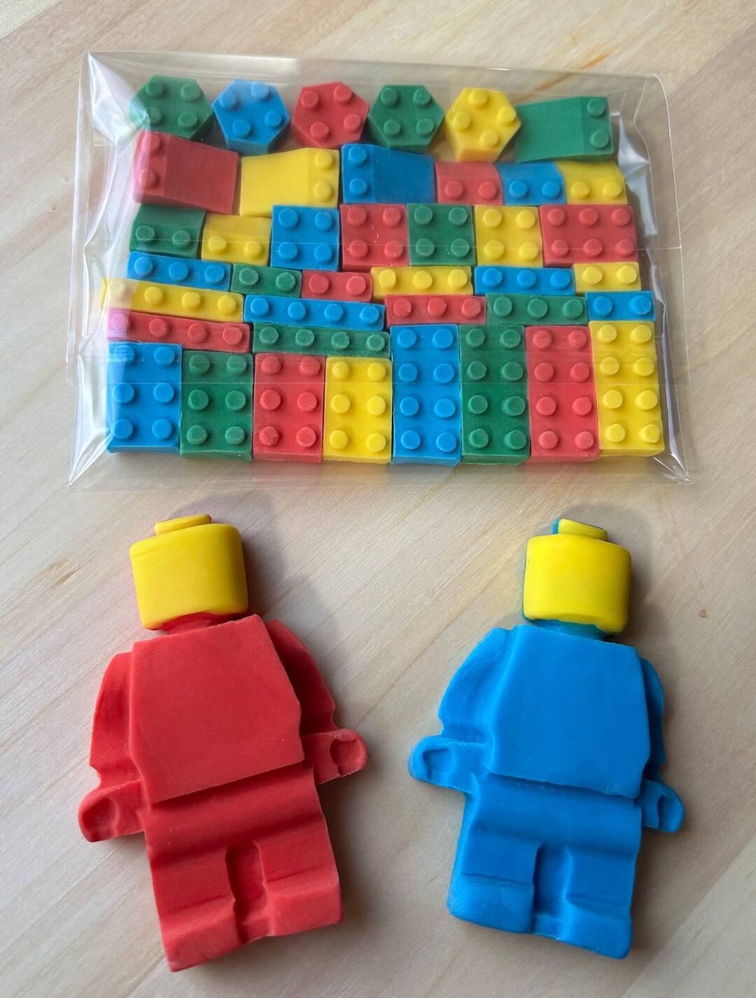 40 Pieces of Edible Building Bricks/lego and 2 Large Brick Men ...