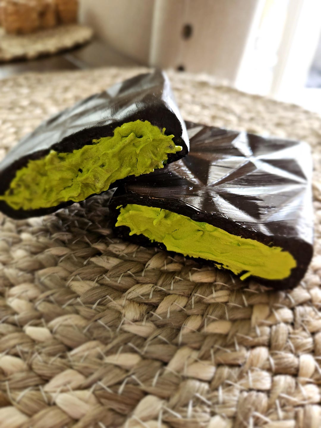 Fake Dubai Chocolate Bar, Fake Candy, Fake Chocolate, Home Staging ...