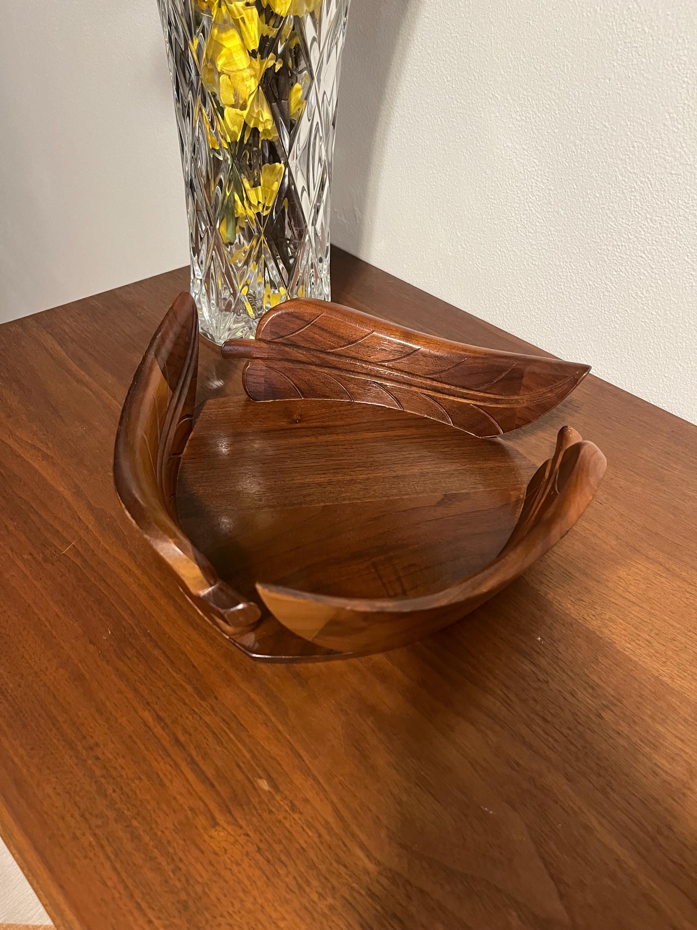 Vintage Fame Solid Walnut Wood Tray/bowl // Carved Leaf Edges - Etsy