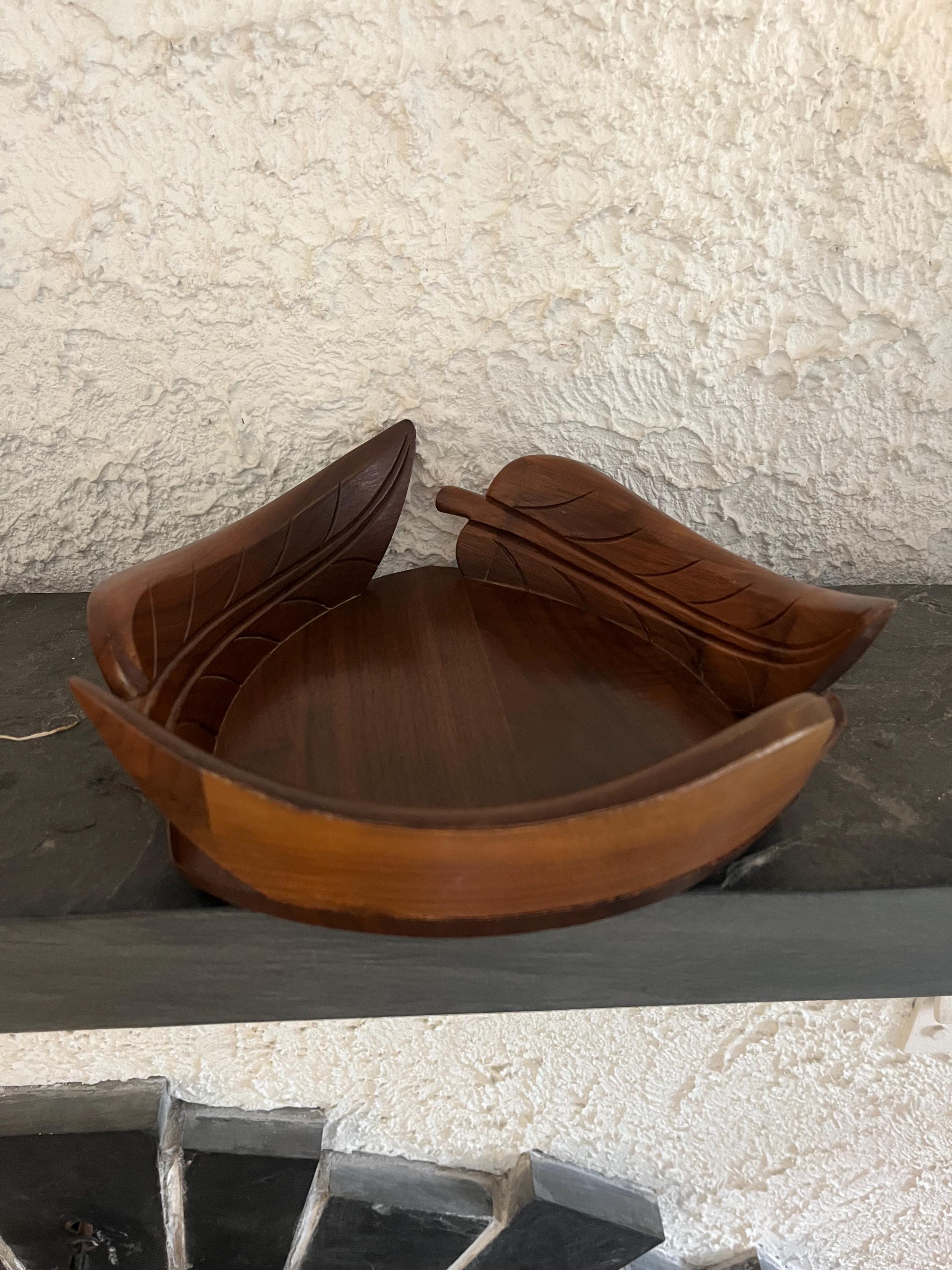 Vintage Fame Solid Walnut Wood Tray/bowl // Carved Leaf Edges - Etsy