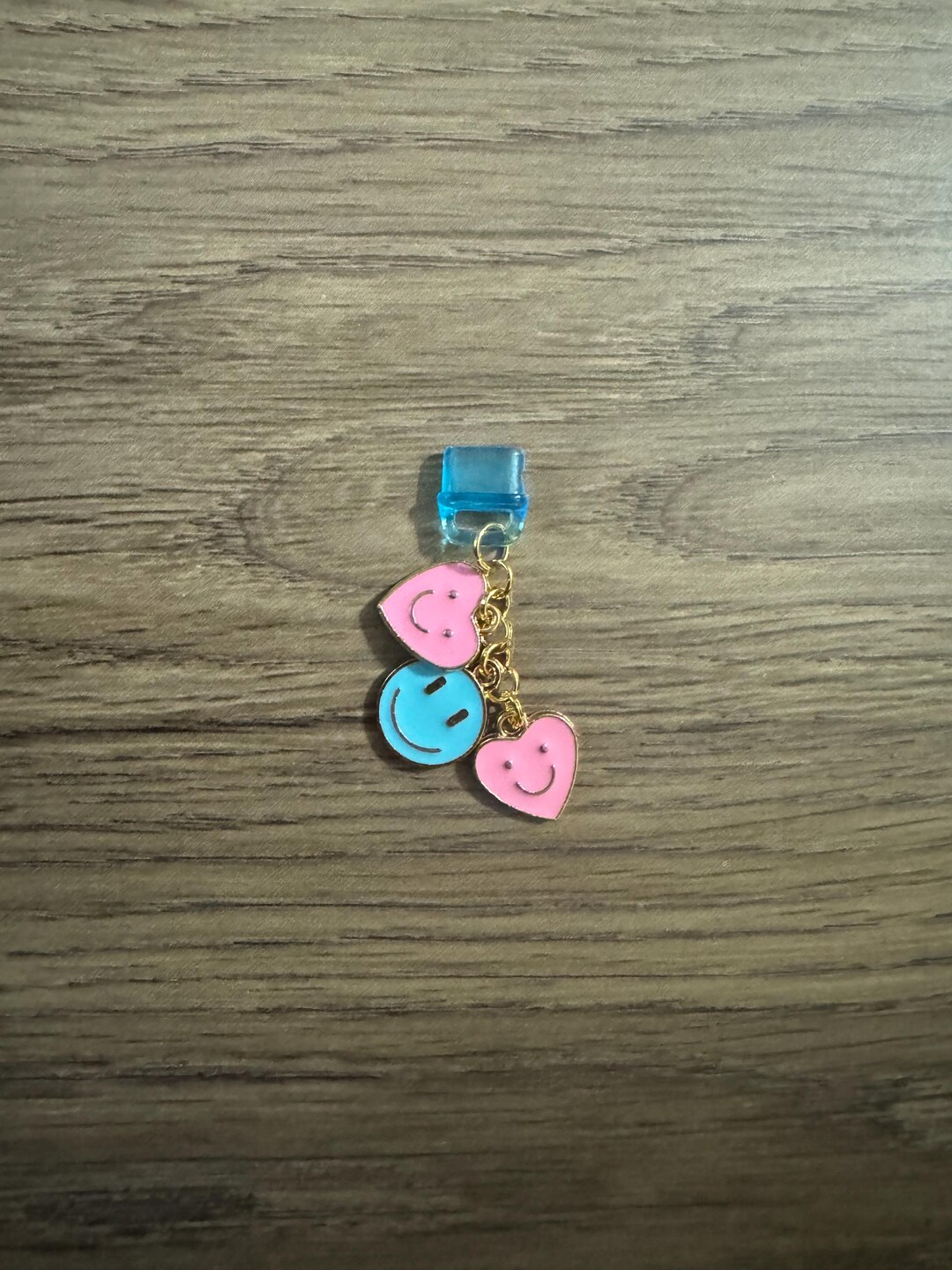 Pink & Blue Smiley Faces USB C Dust Plug Charms Kindle Charms Booktok ...
