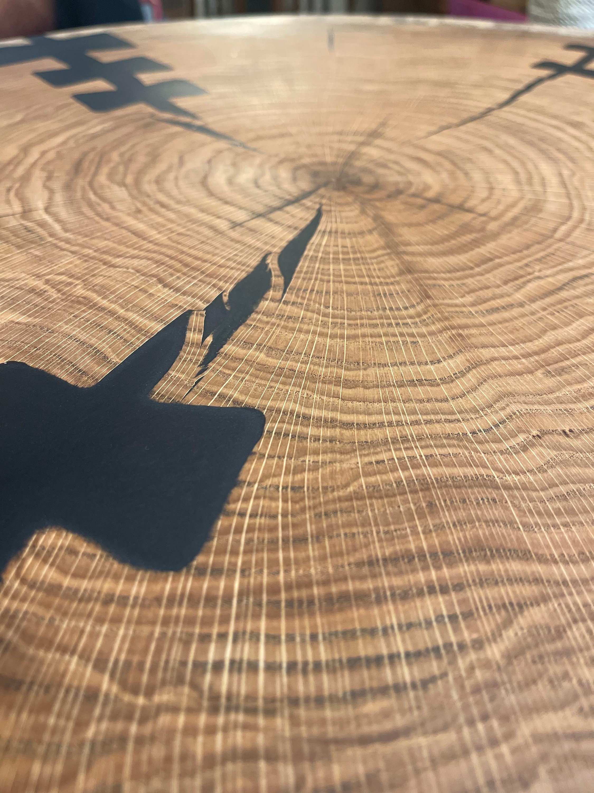 Black Bowtie Biscuit Table - Etsy