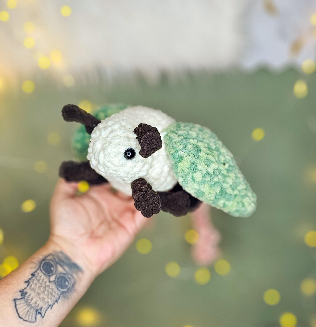 Moth Crochet Plushie, Pink Spirit Moth, Actias Rhodopneuma, Amigurumi ...