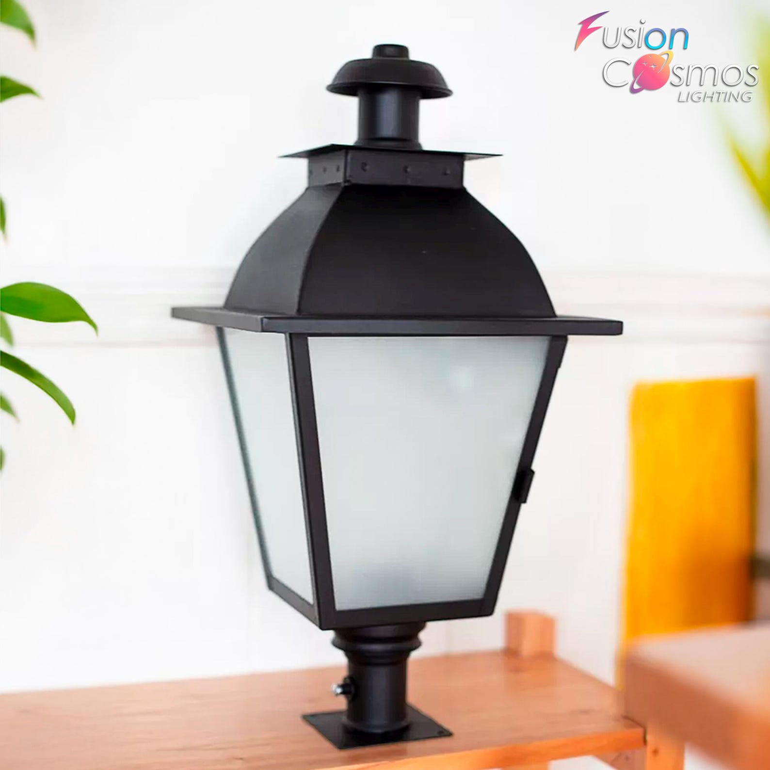 Farmhouse & Colonial Post Lamp Sconce Garden Pillar Light Frosted Glass ...