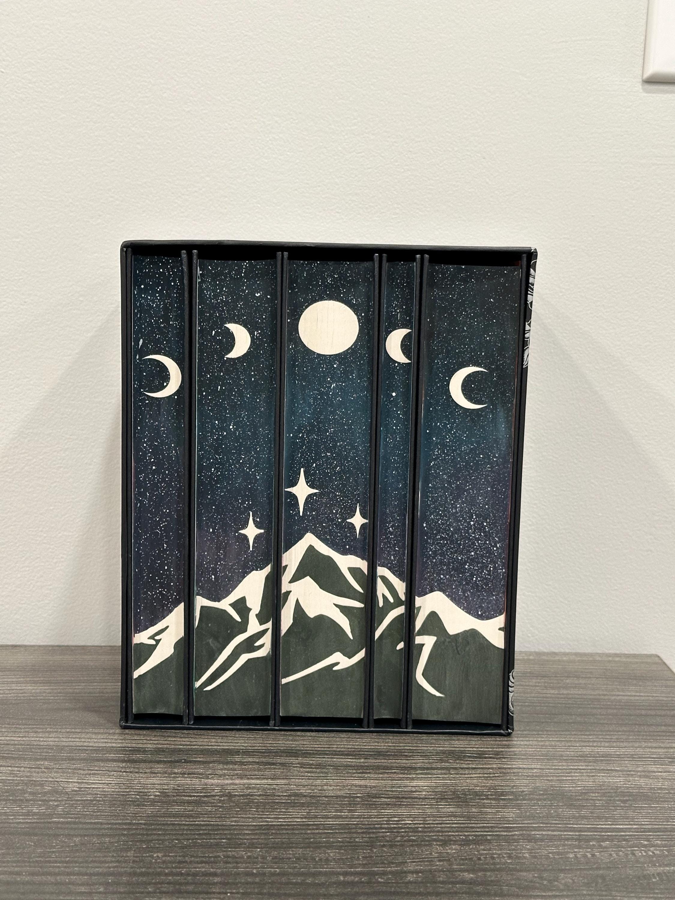 A Court of Thorns and Roses Series ACOTAR Fore-edge Painting Hard Cover ...