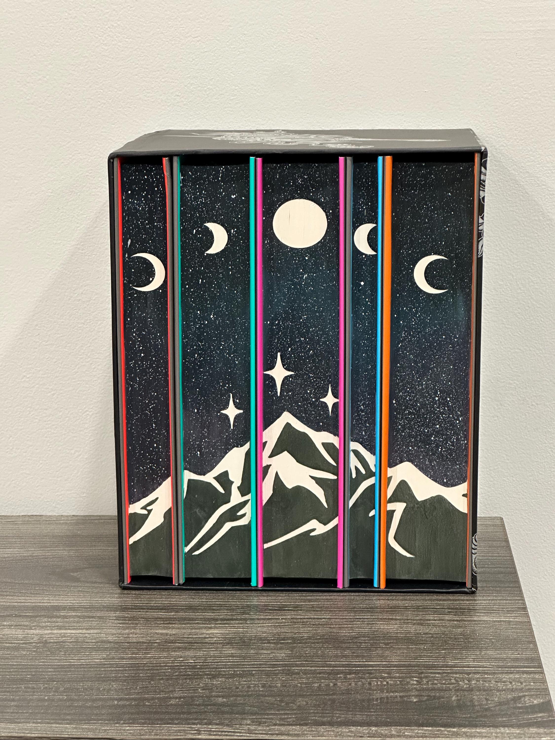 A Court of Thorns and Roses Series ACOTAR Fore-edge Painting Hard Cover ...