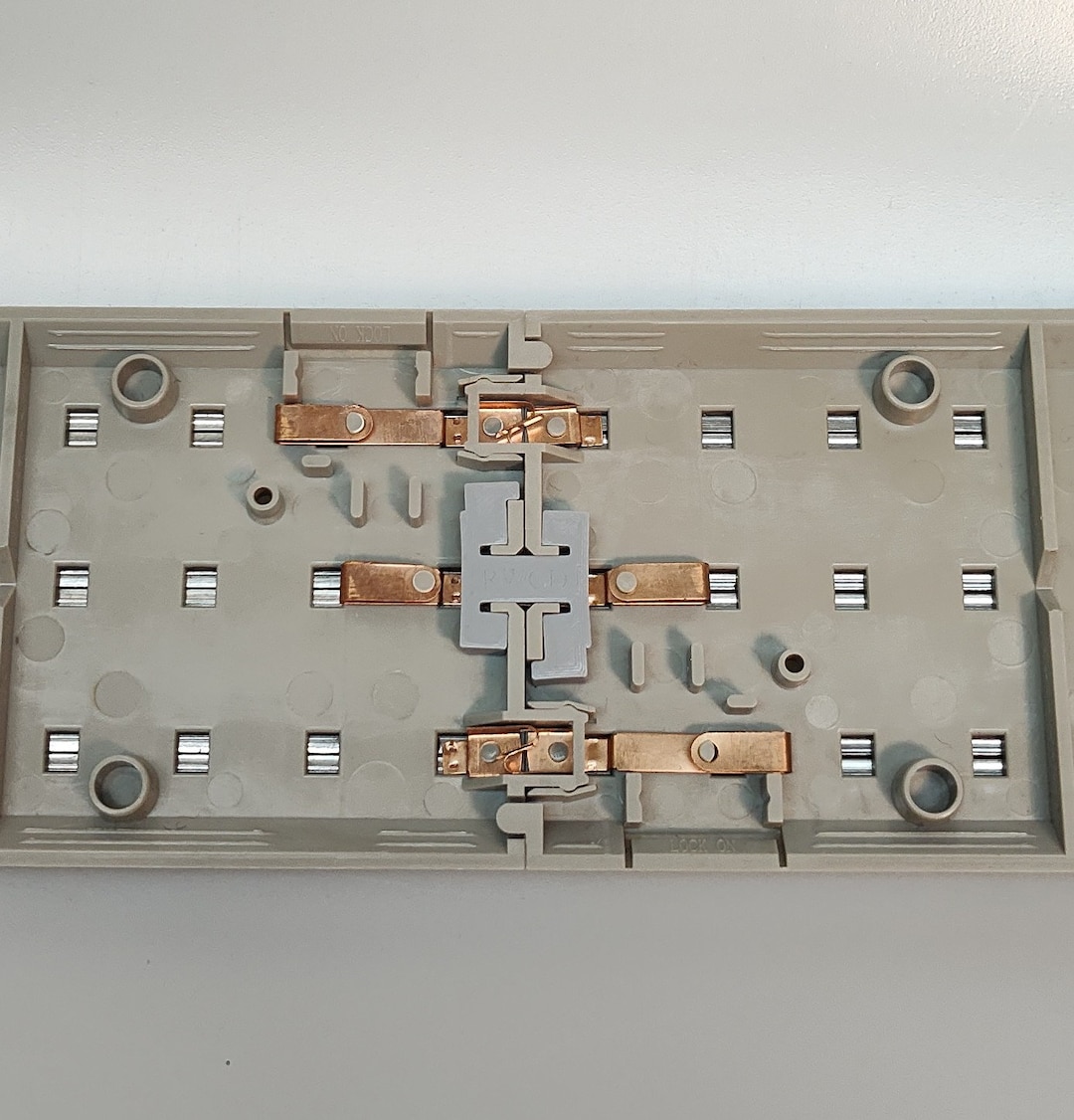 MTH Standard Gauge Track Connectors/clips 12 Pack - Etsy