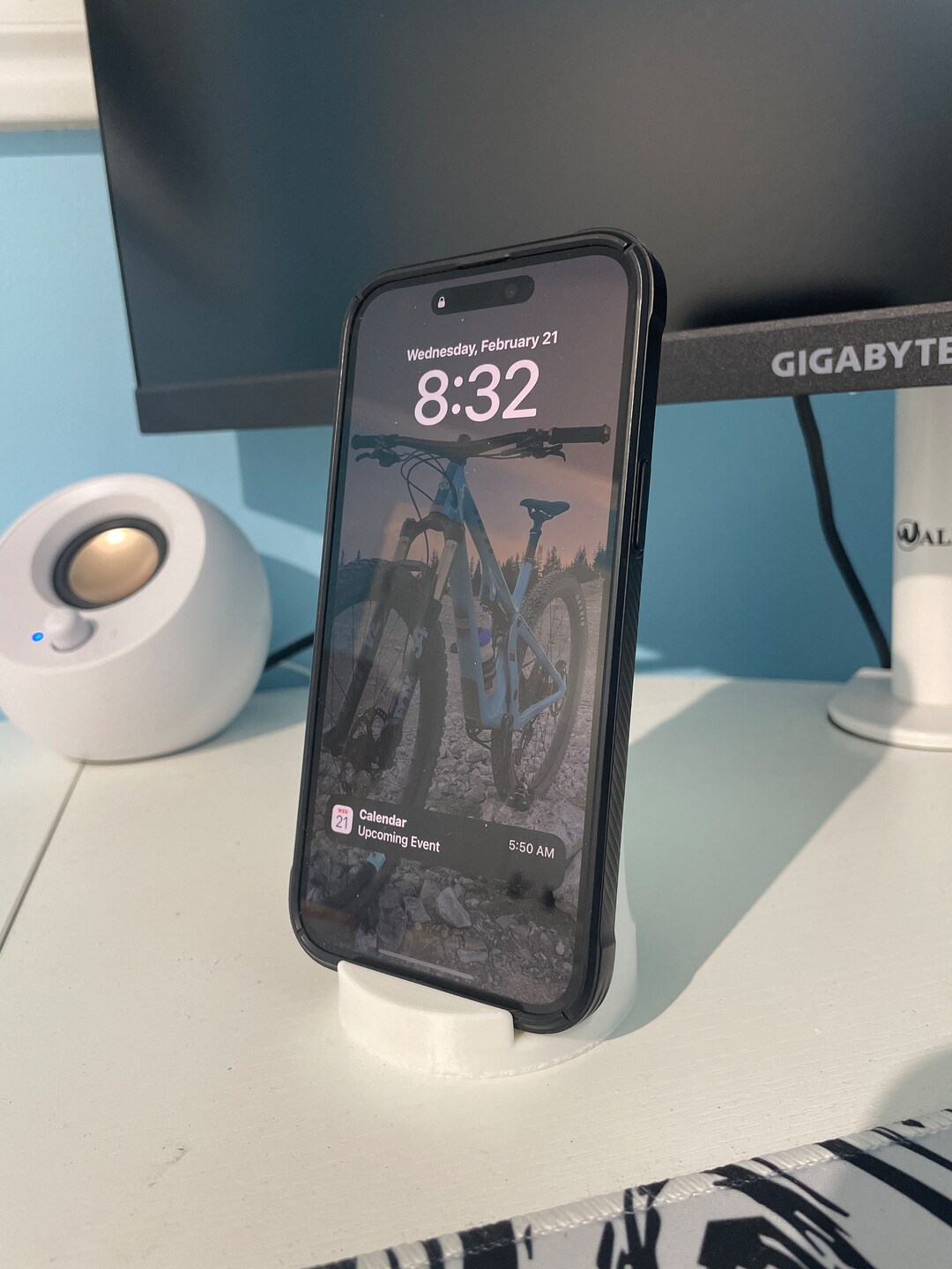 Minimalistic Phone Stand - Etsy