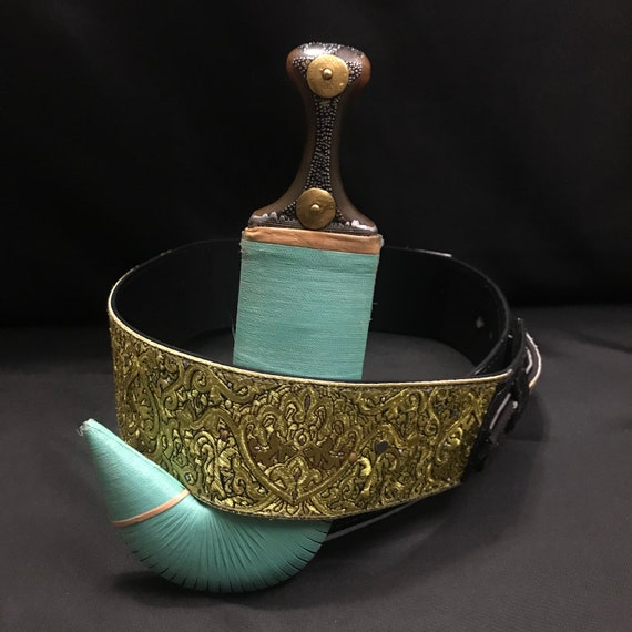 Yemeni Jambiya Dagger with Green Sheath & Embroidered… - Gem