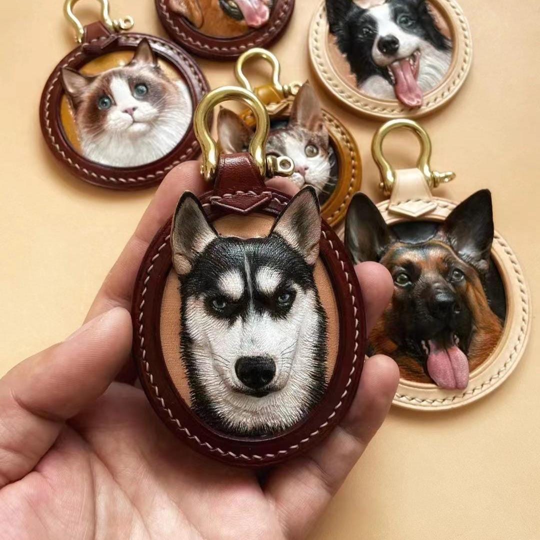 Custom Leather Pet Portrait Keychain: 3D Engraved Ornament - Etsy