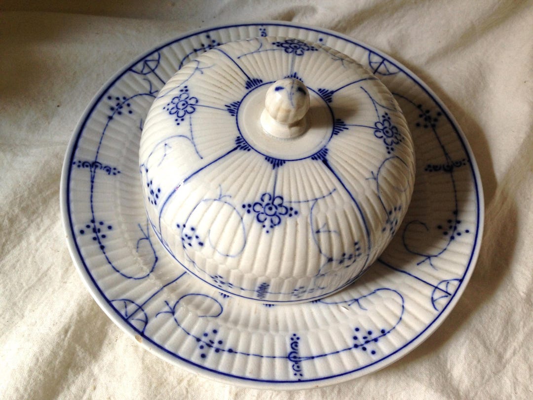 VILLEROY & BOCH DRESDEN Covered Butter Cheese Dish Round Germany Royal ...