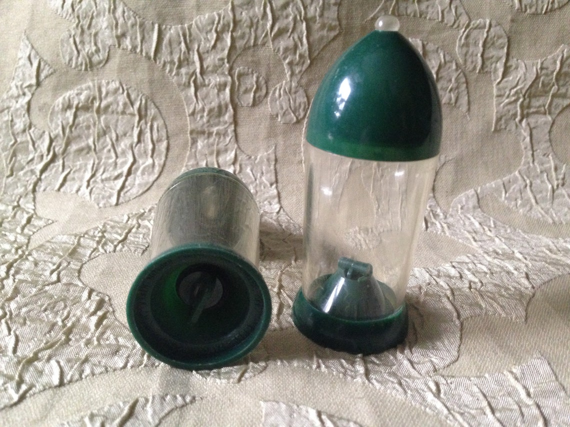 Salt & Pepper Shakers Green Rocket Ships Vintage Mid Century Country ...