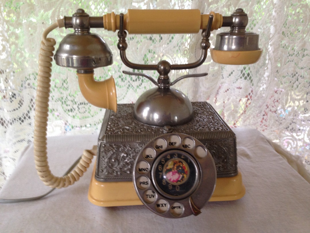 Telephone Princess Style Rotary Dial French Provincial Vintage 1970s ...