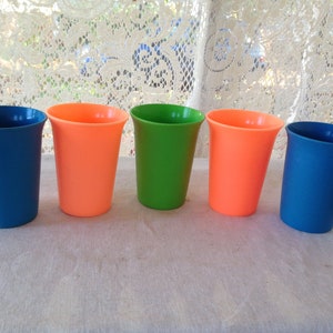 Tupperware Sippy Cups 4 OZ Tumbler Set Bright Colors Set of FIVE - Etsy