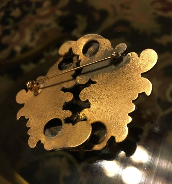 BRASS Tone Art Nouveau Style Pin / 1940's Victorian R… - Gem