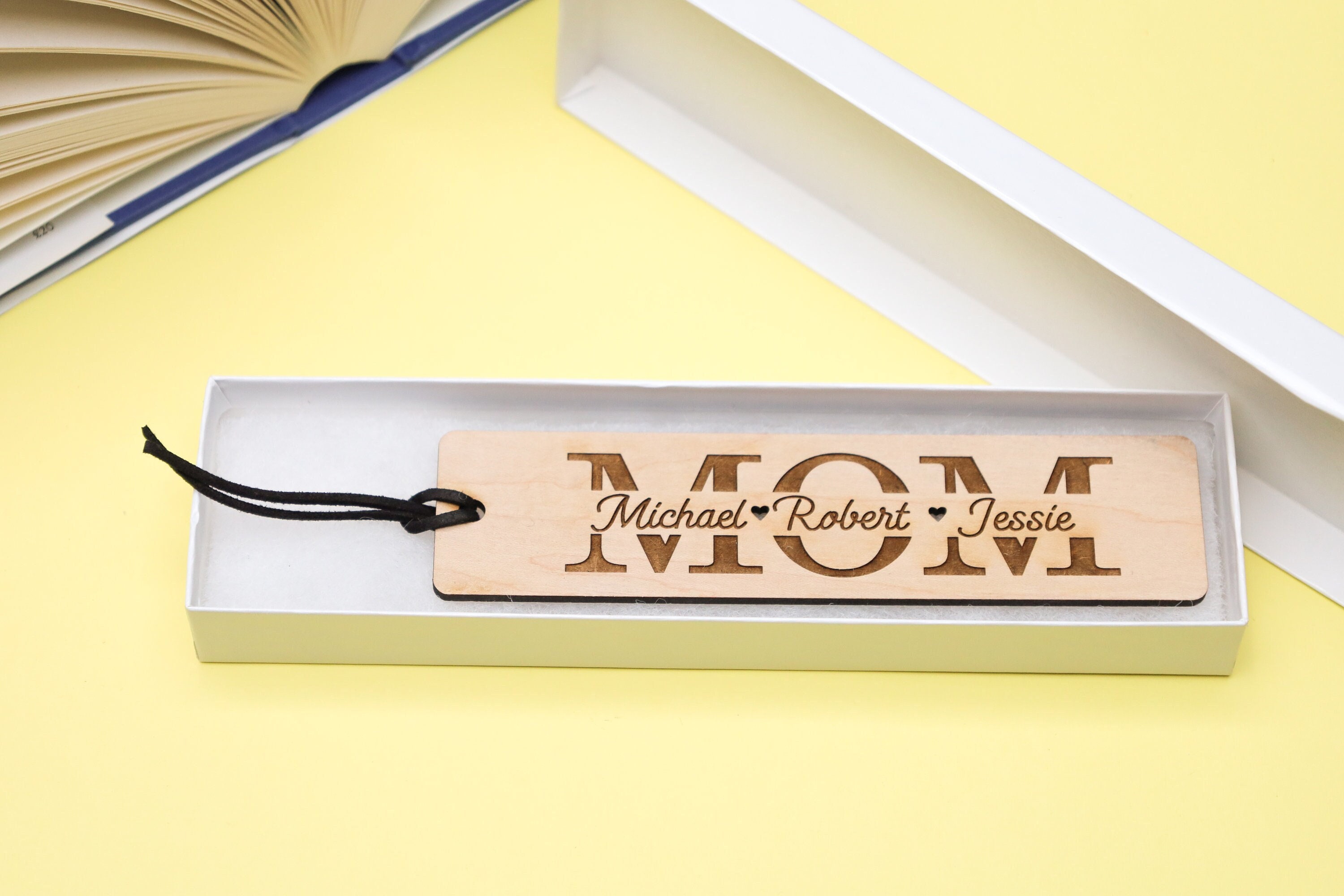 Custom Mom Bookmark, Mother's Day Gift, Custom Name Bookmark, Gift for ...