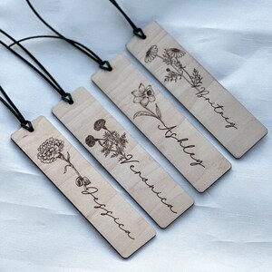 Birth Flower Bookmark, Booklover Gift,bookworm Gift,personalized Gift ...