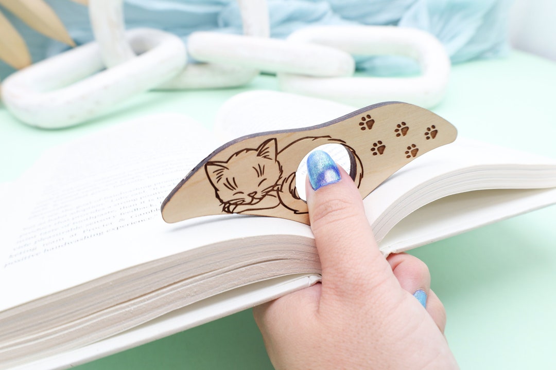 Cat Book Buddy, Reading Assistant, Thumb Page Holder, One Hand Book ...