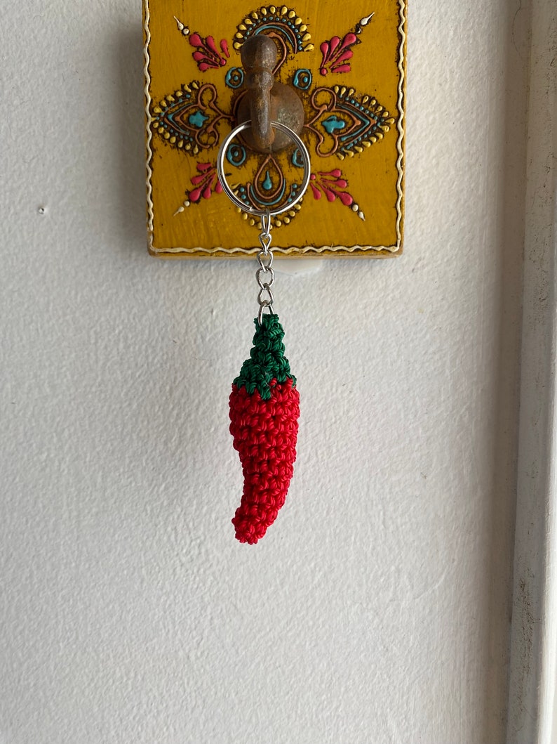 Chili Keychain Crochet PATTERN (no Sew/beginner Friendly) - Etsy