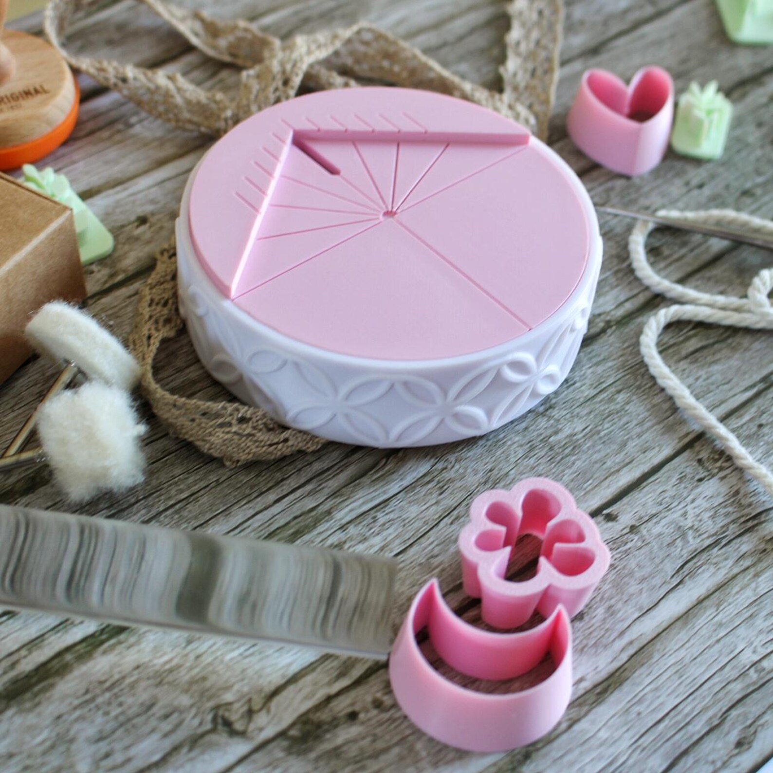 3-in-1 Polymer Clay Tool Box: Drilling Guide, Stud Holder, Sifter - Etsy