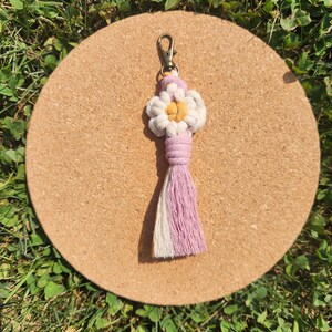 Macrame Flower Key Chain - Etsy