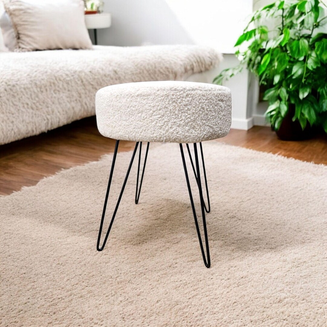 Hairpin Cream Boucle Vanity Stool | Teddybear Fabric With Matt Black ...