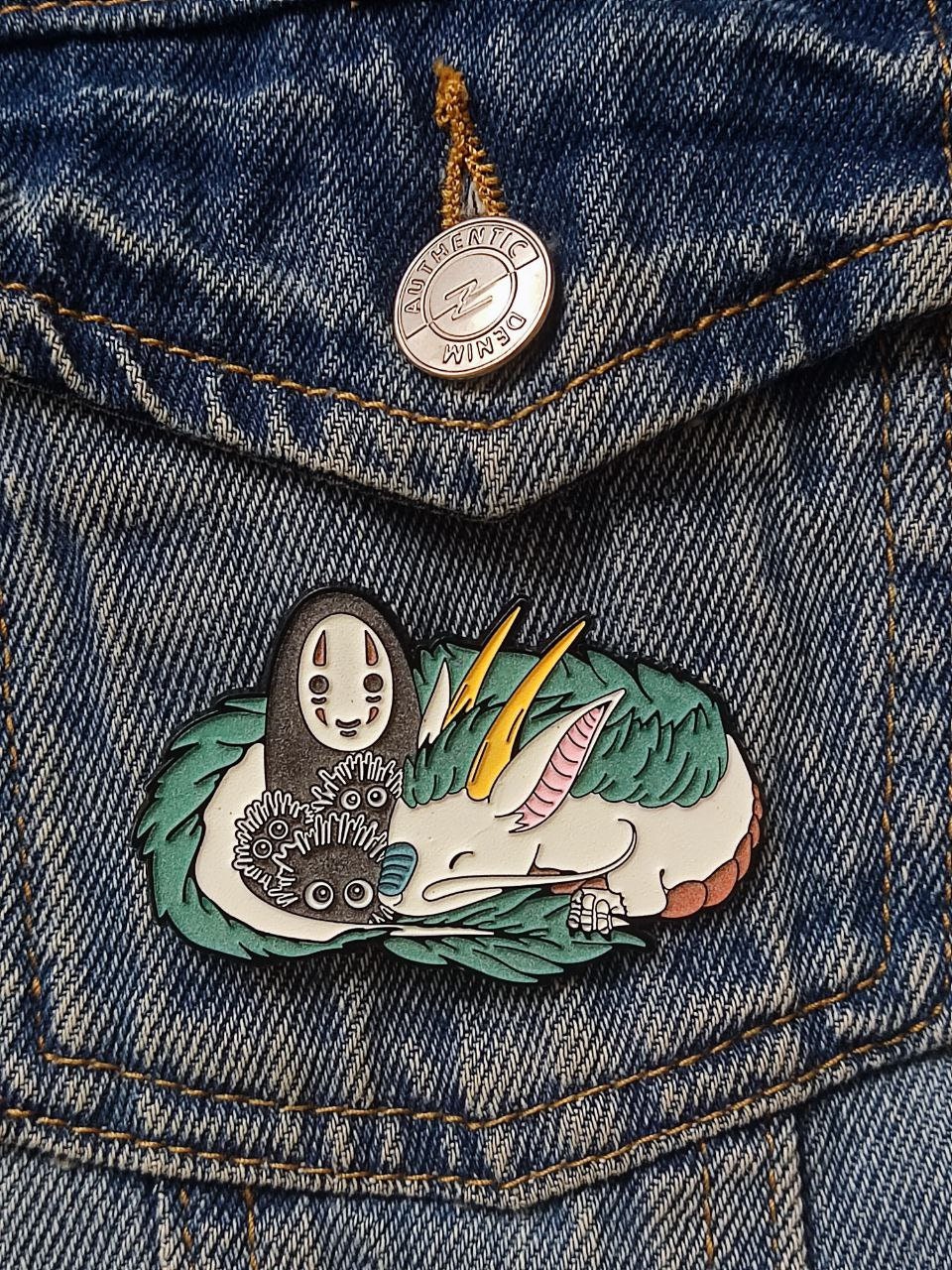 PINS No Face Glow in Dark Soft Enamel Pin Studio Japan Artwork - Etsy UK