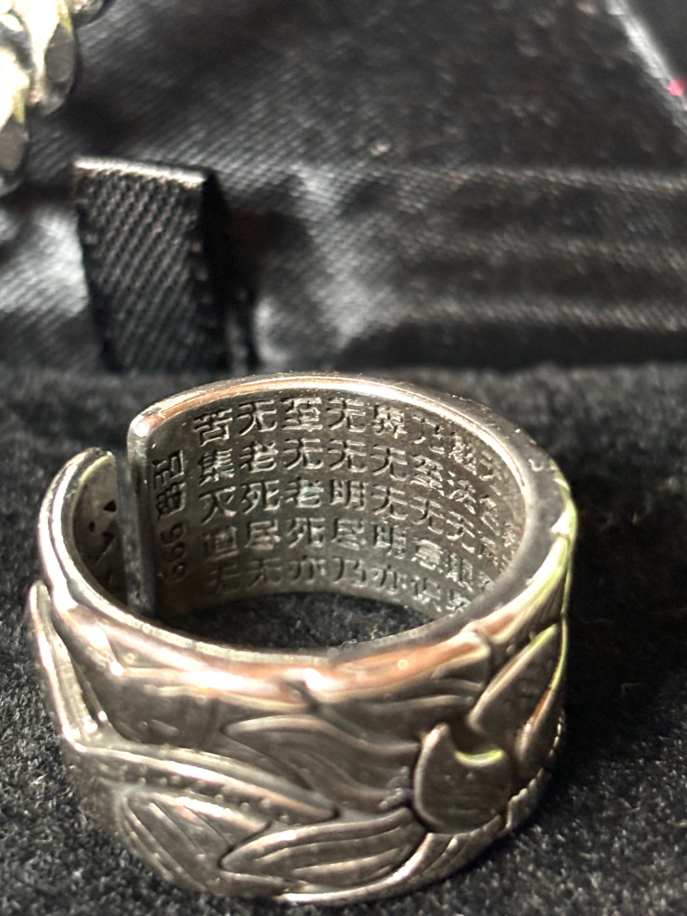 Silver Heart Sutra Ring: Unisex Buddhist Lotus Ring, Mantra, 7 Chakras ...