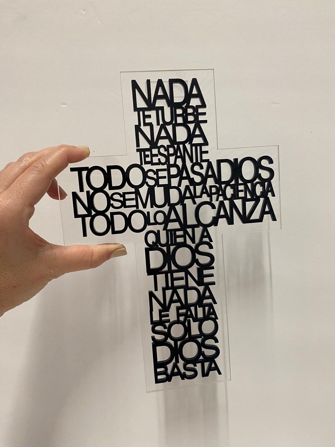 Wall Cross With St Therese of Avila Prayer in Spanish, Cruz De Pared Con Oracion Nada Te Turbe ...