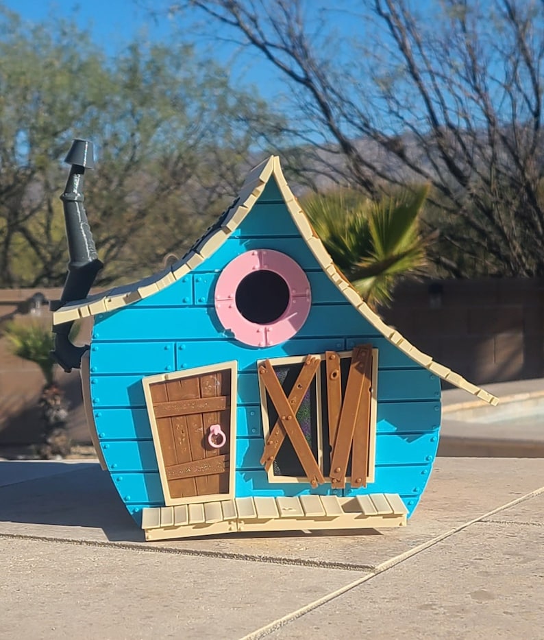 The Toon Shack Birdhouse - Etsy