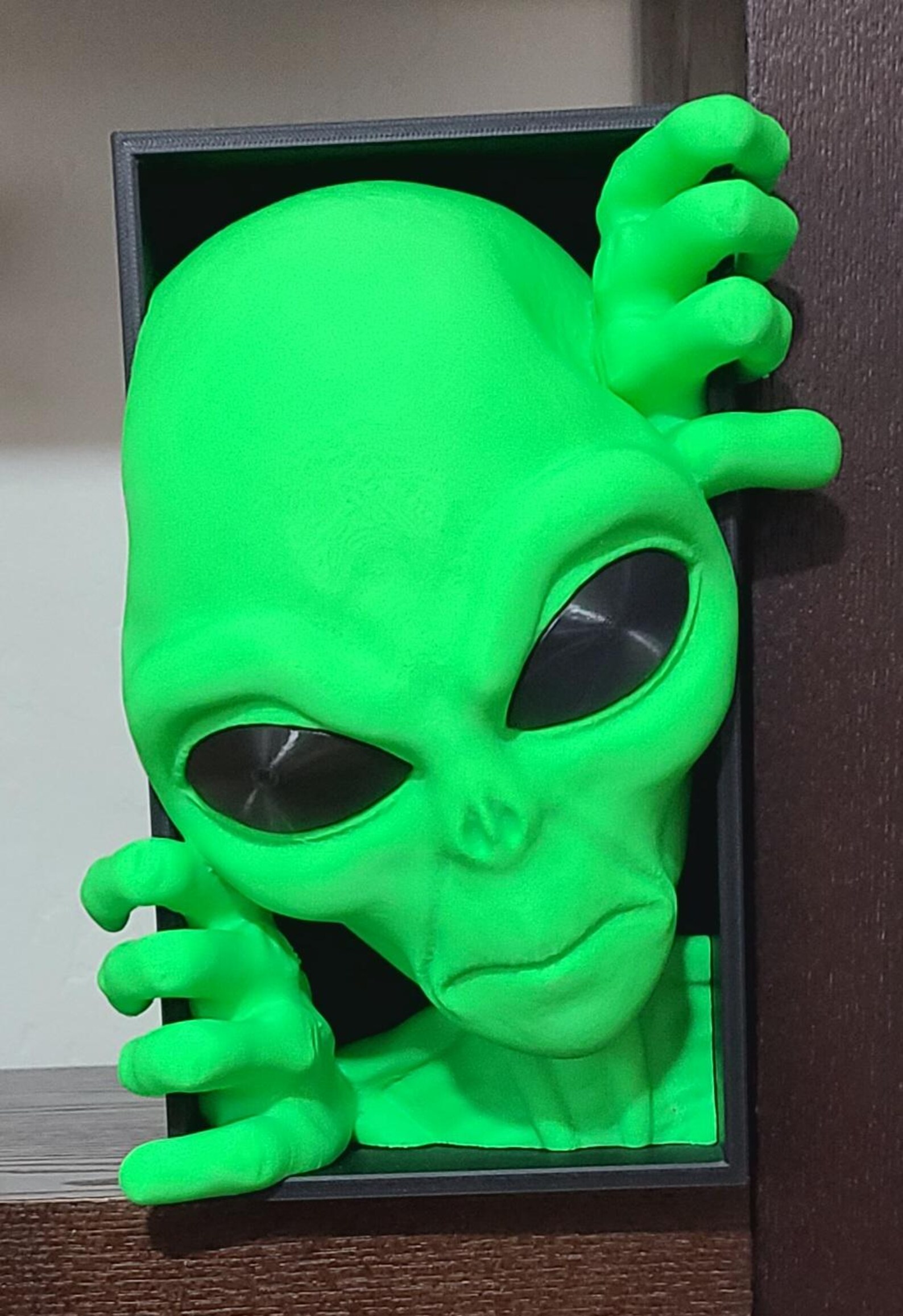 The Alien Book Nook - Etsy