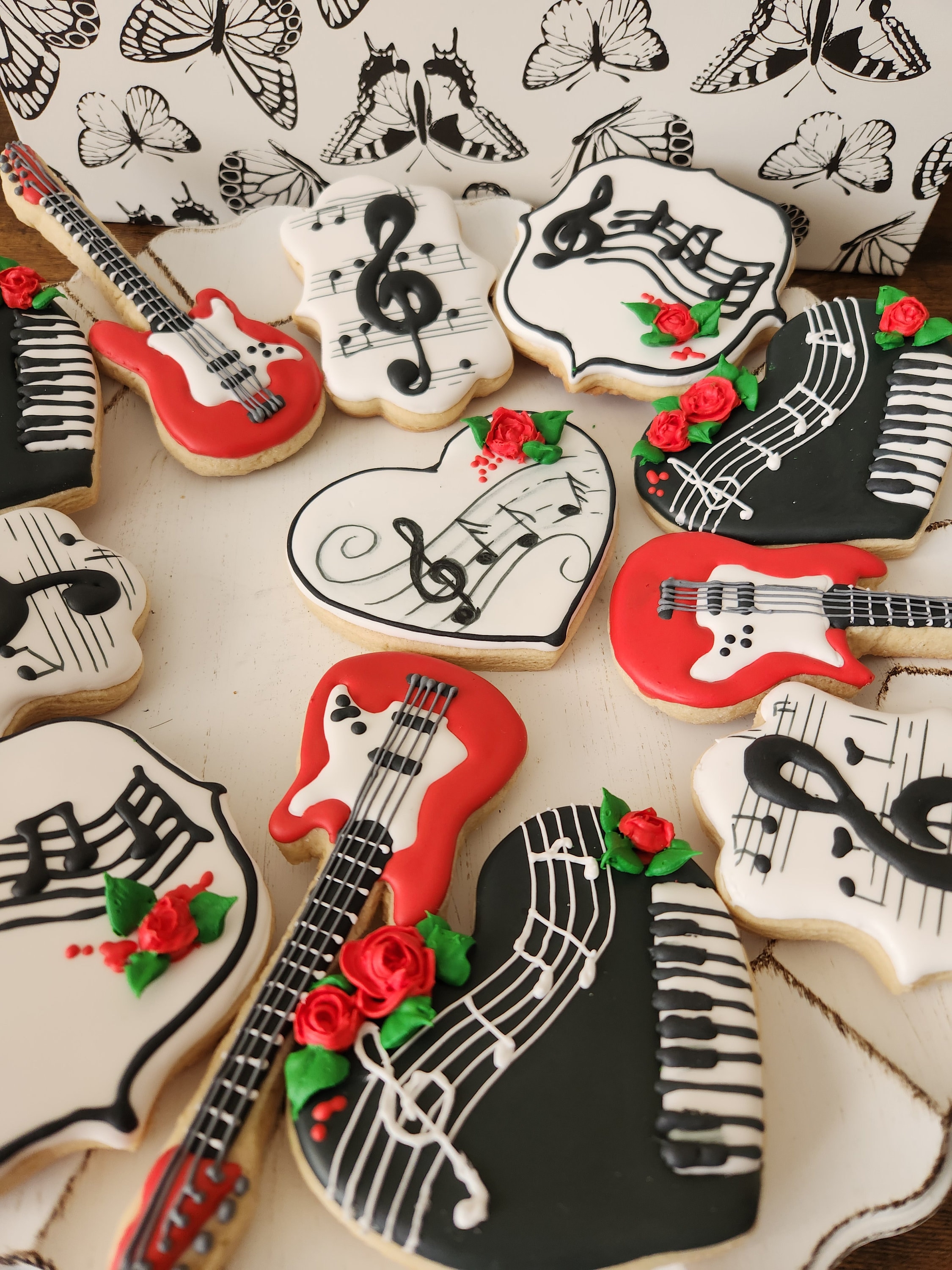 Music Notes Piano Guitar Shugar Cookies Set Red White Floral Flower ...