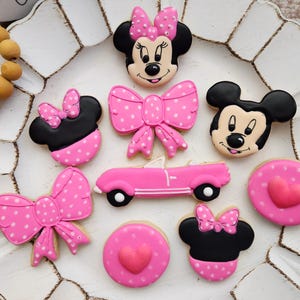 Mini Mouse Set of Cookies Mikey Cookie Decorated Pink Color Girl ...