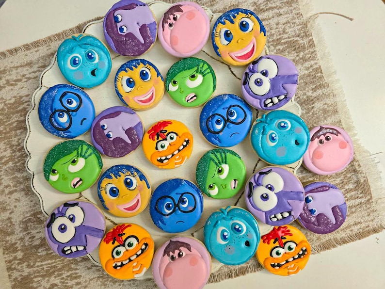 Inside Out Decorated Cookies Boy Girl Birthday Round Cookie Multicolor ...
