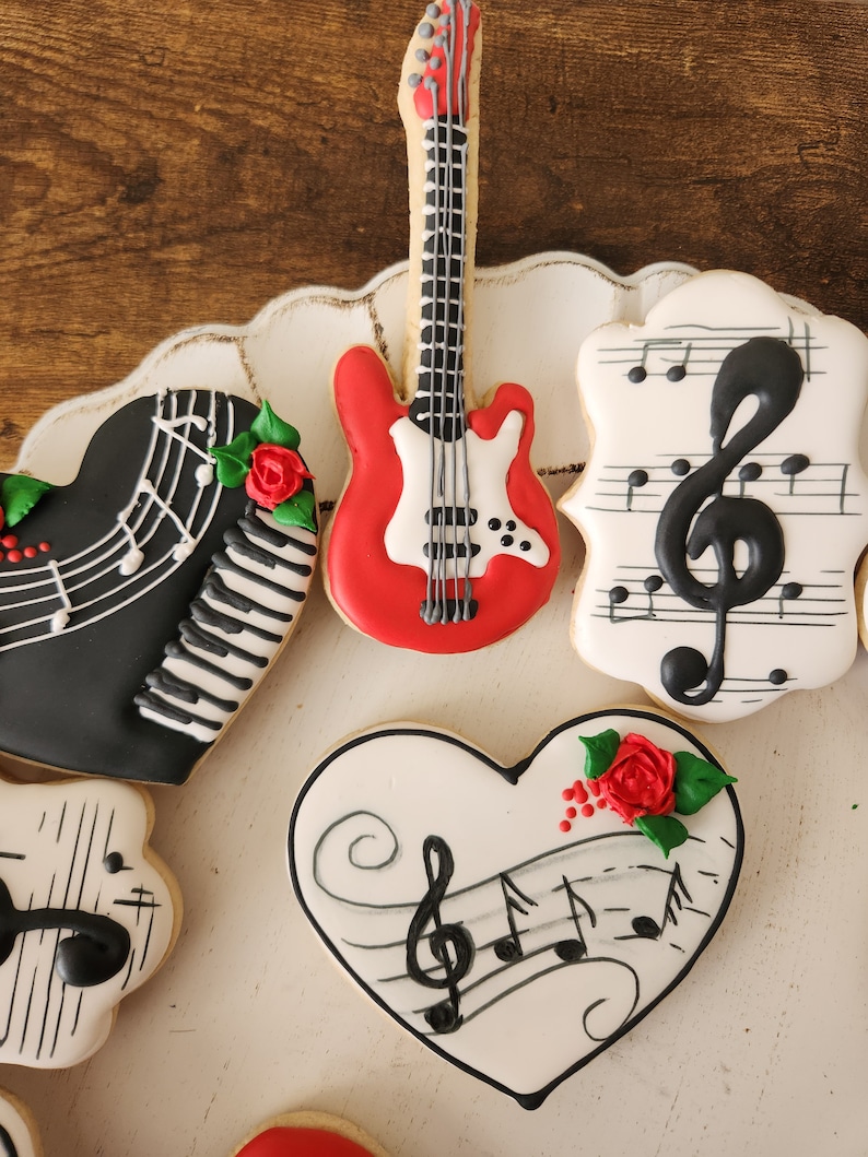 Music Notes Piano Guitar Shugar Cookies Set Red White Floral Flower ...