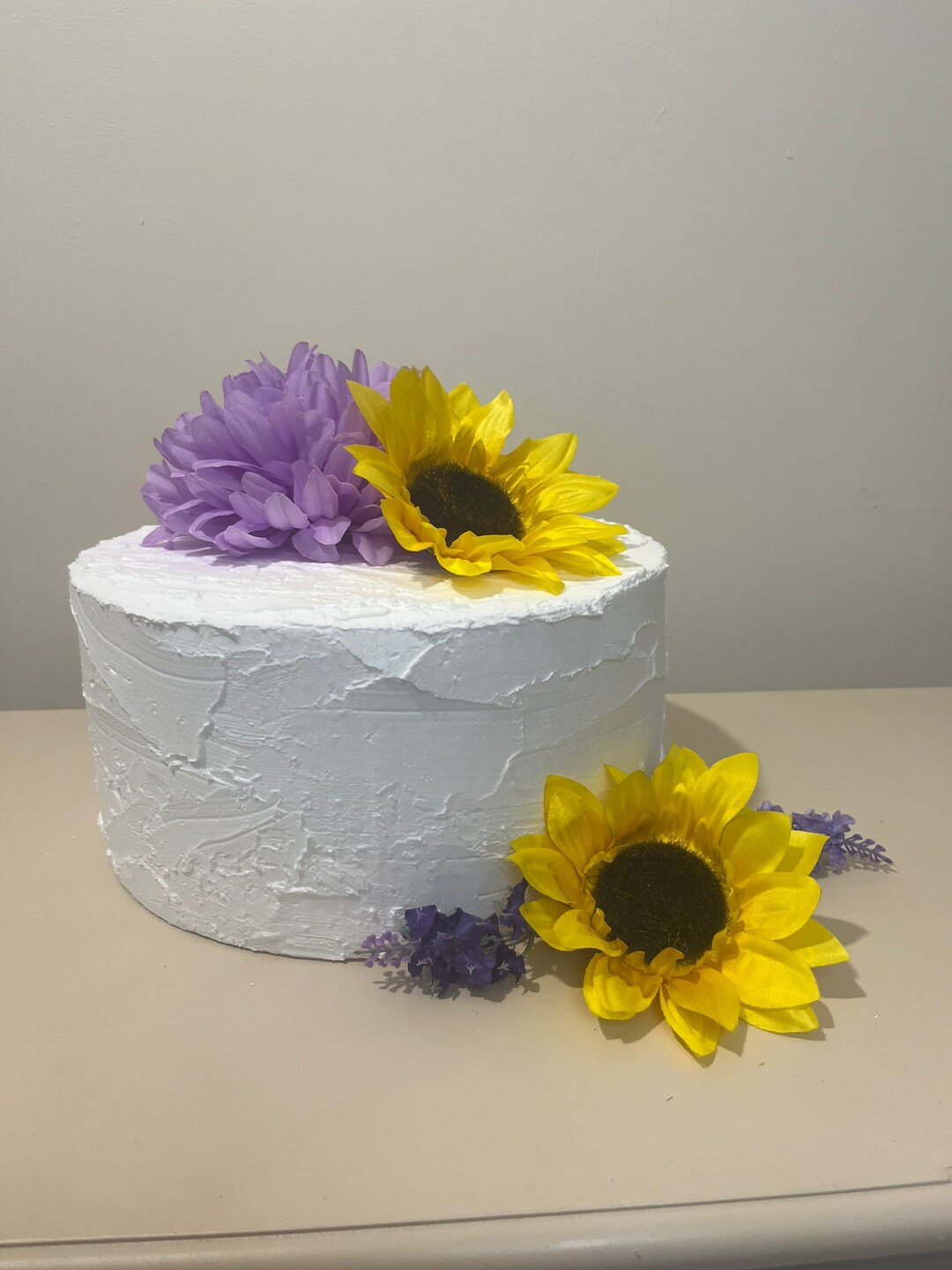 Single Tiered Artificial/ Faux/ Dummy Cake 5 Inches High by 10 Inches ...