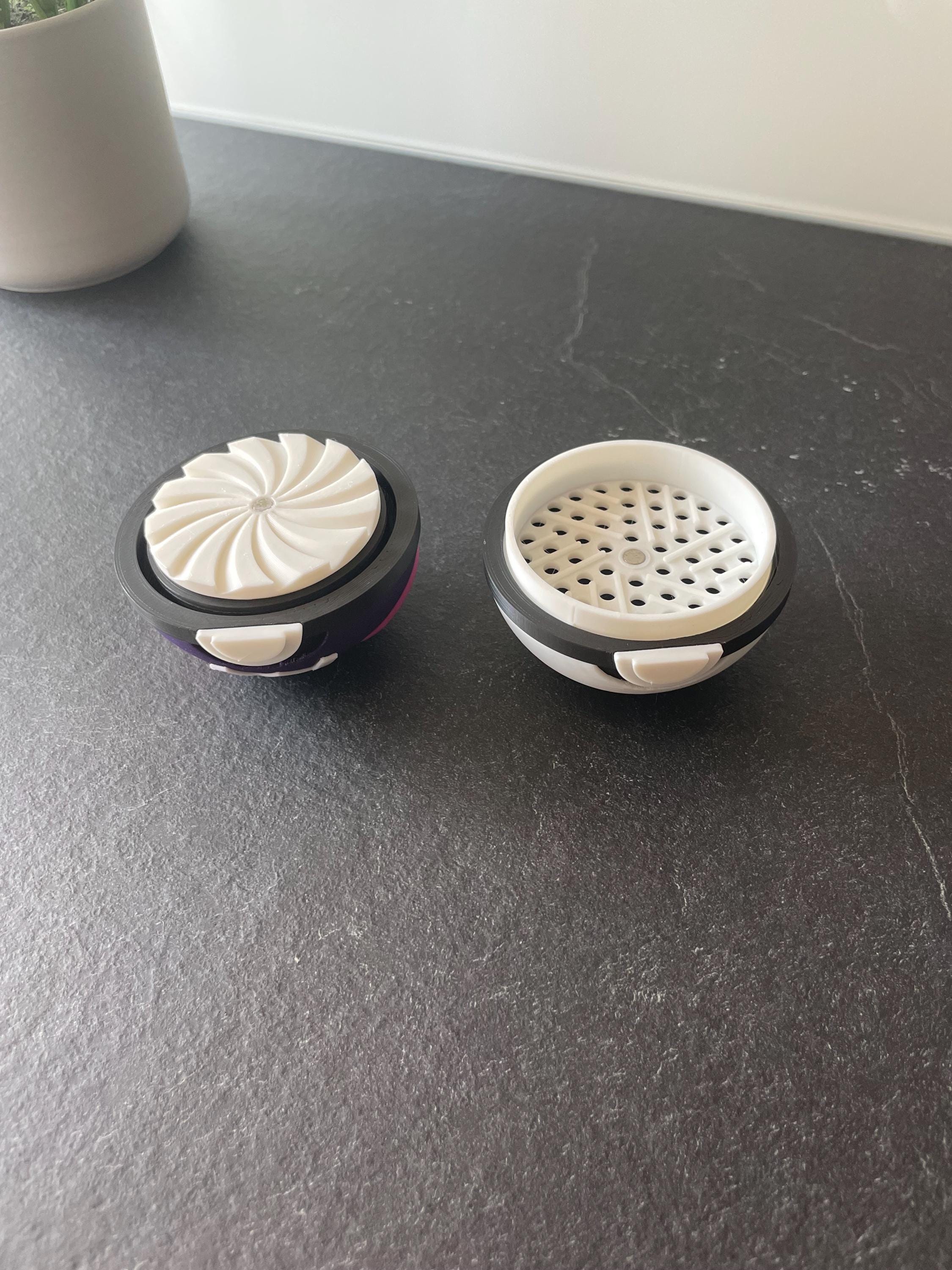 Pokeball Grinder, Herb Grinder, Pokemon, Weedgrinder - Etsy