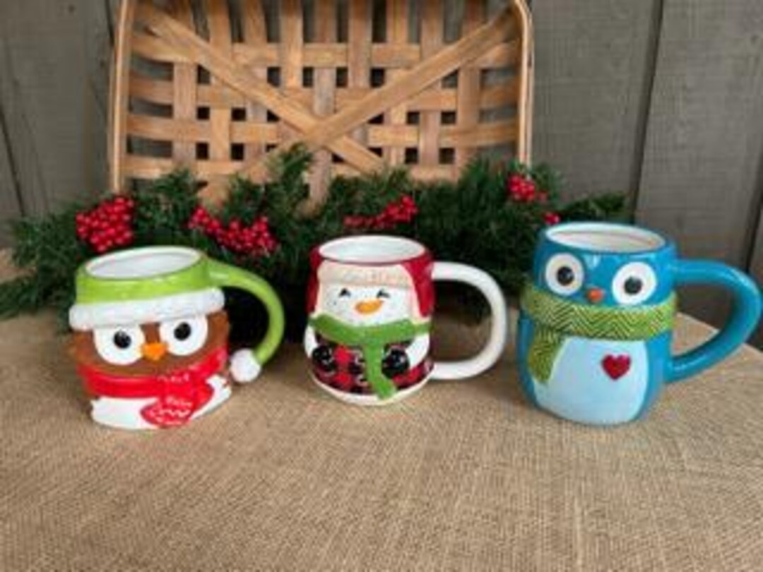 Vintage Christmas Hot Chocolate Mugs Whimsical Mugs for Christmas and ...