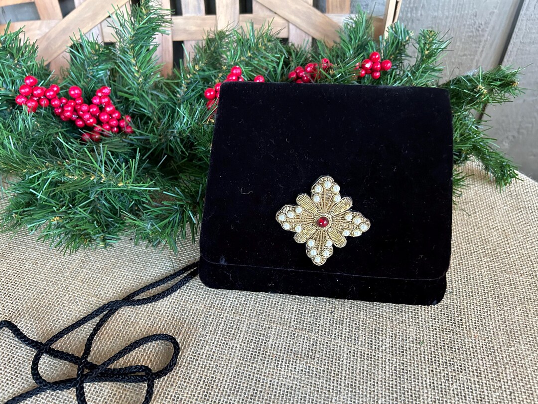 Vintage Black Velvet Purse Velvet Clutch With Emblem Special Event ...
