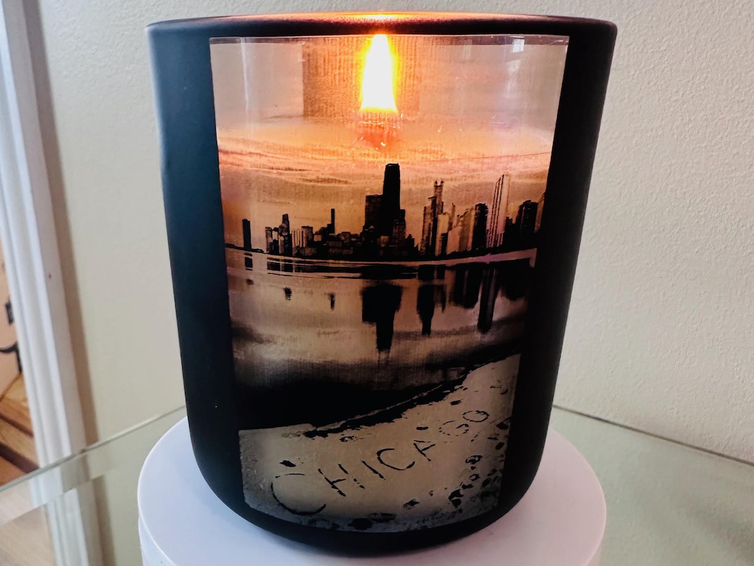 Chicago Skyline Candle - Engraved Glow-through Design - Large 14oz ...