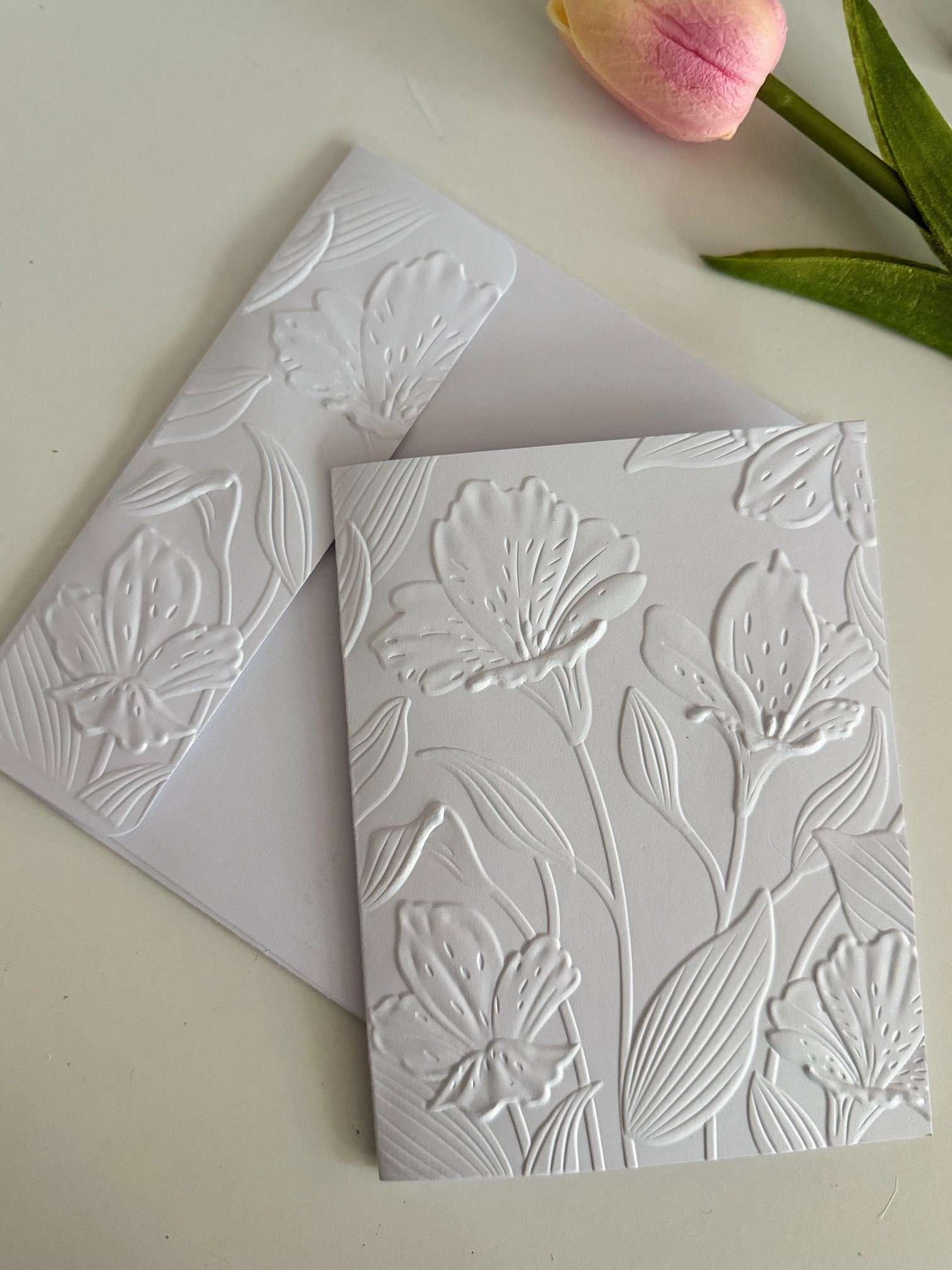 Peruvian Lilly 2.0 Floral Embossed Blank Note Cards - Etsy