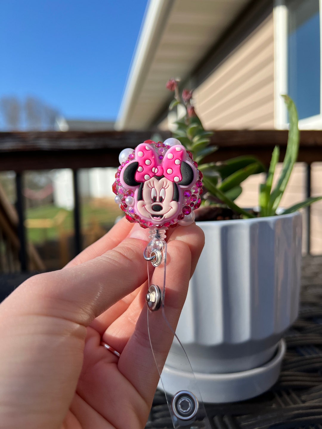 Retractable Minnie Mouse Badge Reel - Etsy