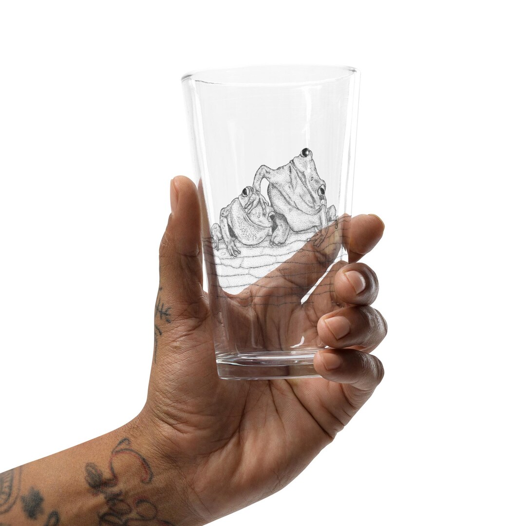 Pointillism Frogs on a Log Pint Glass - Etsy