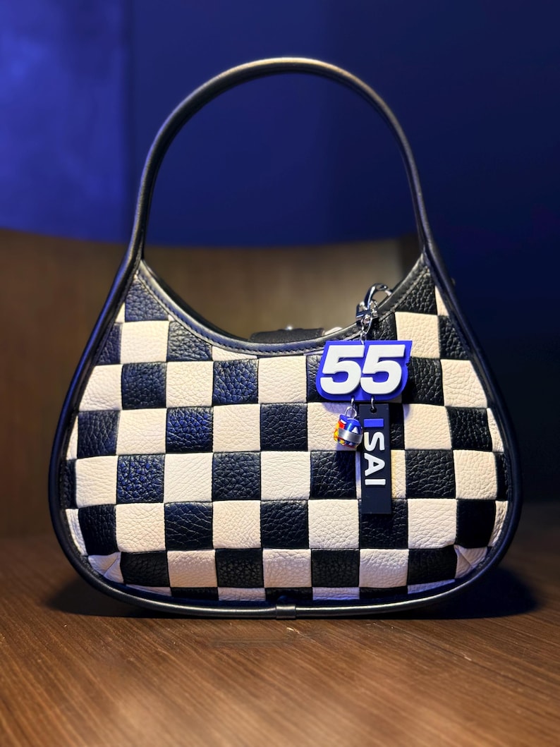 Carlos Inspired 2026 F1 Blue British Team Bag Charm | Motorsport Gift ...