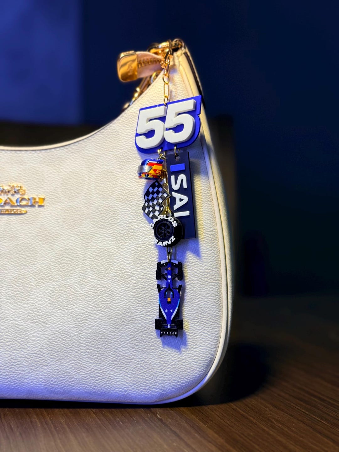 Carlos Inspired 2026 F1 Blue British Team Bag Charm | Motorsport Gift ...