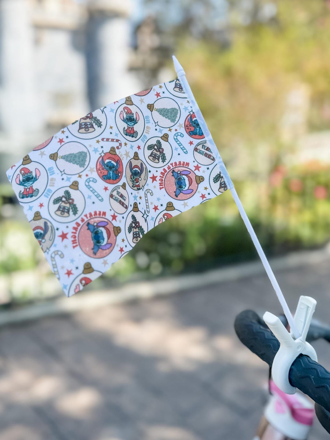 Mini Stroller Flag With Clip | Alien Christmas | Park Accessory | Park ...