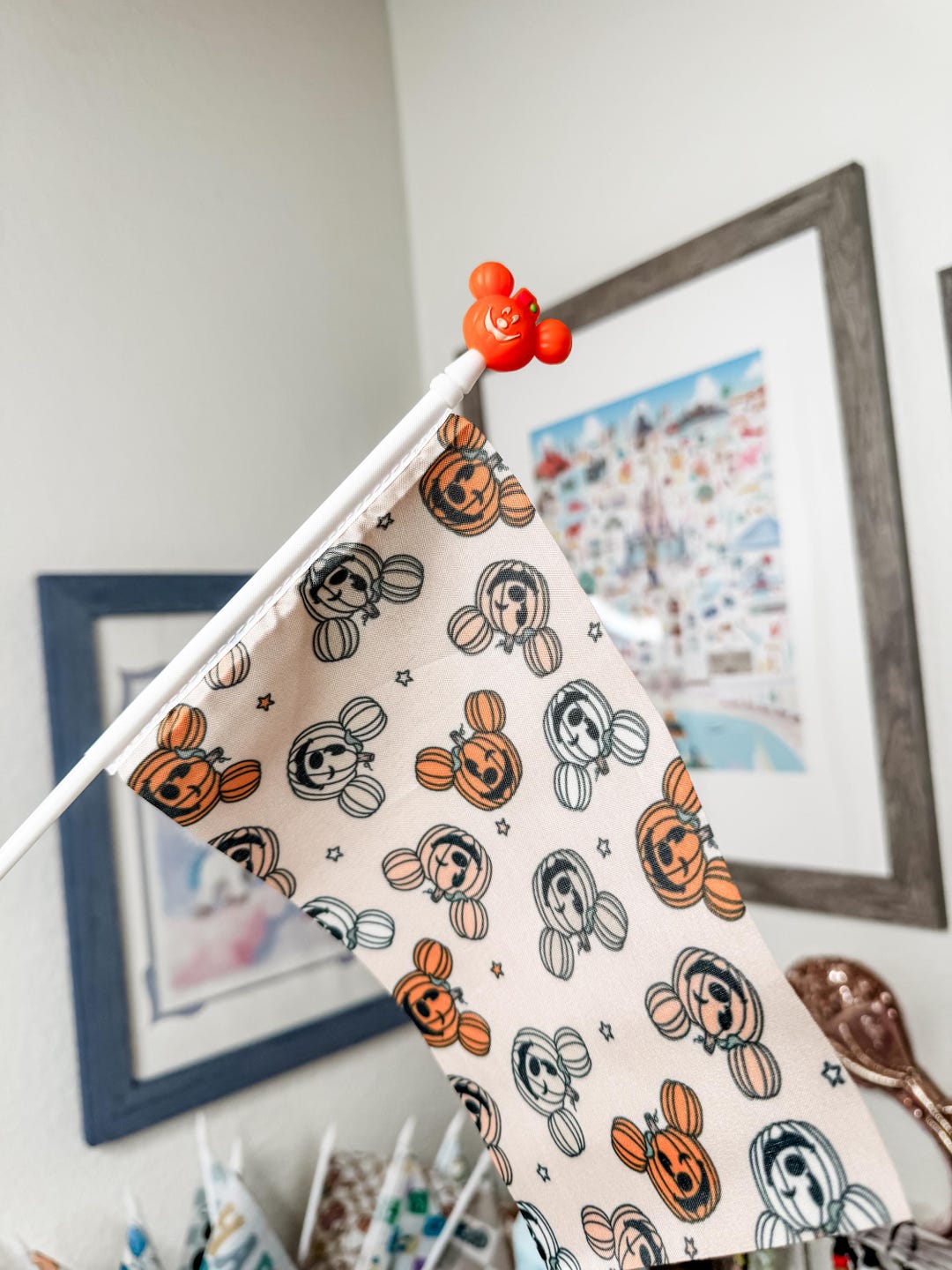 Mini Stroller Flag With Clip & Glow in the Dark Topper Pumpkin Mouse ...