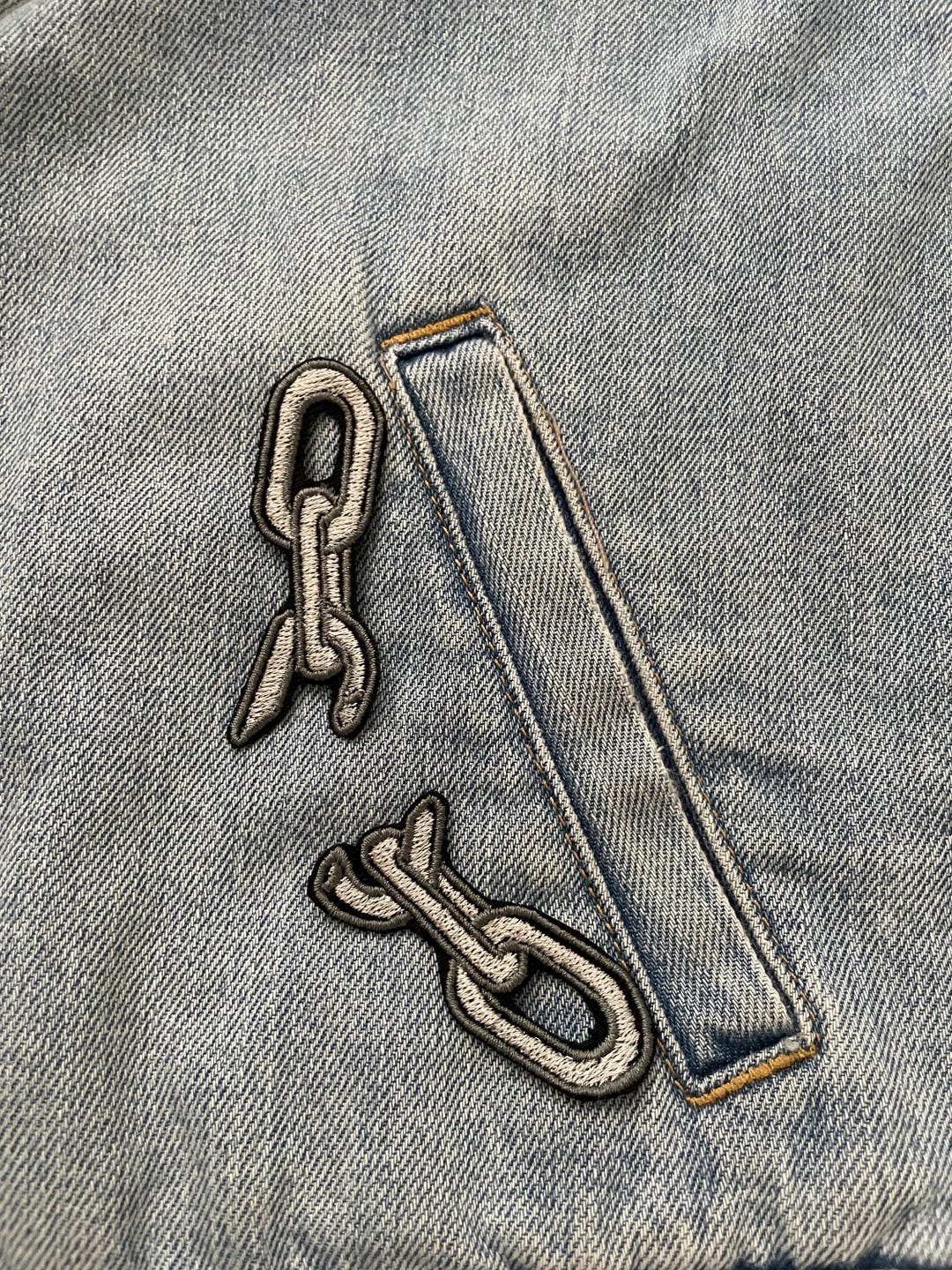 Broken Chain - Metal Chain Appliqué - Iron on - Embroidered Patch - Etsy